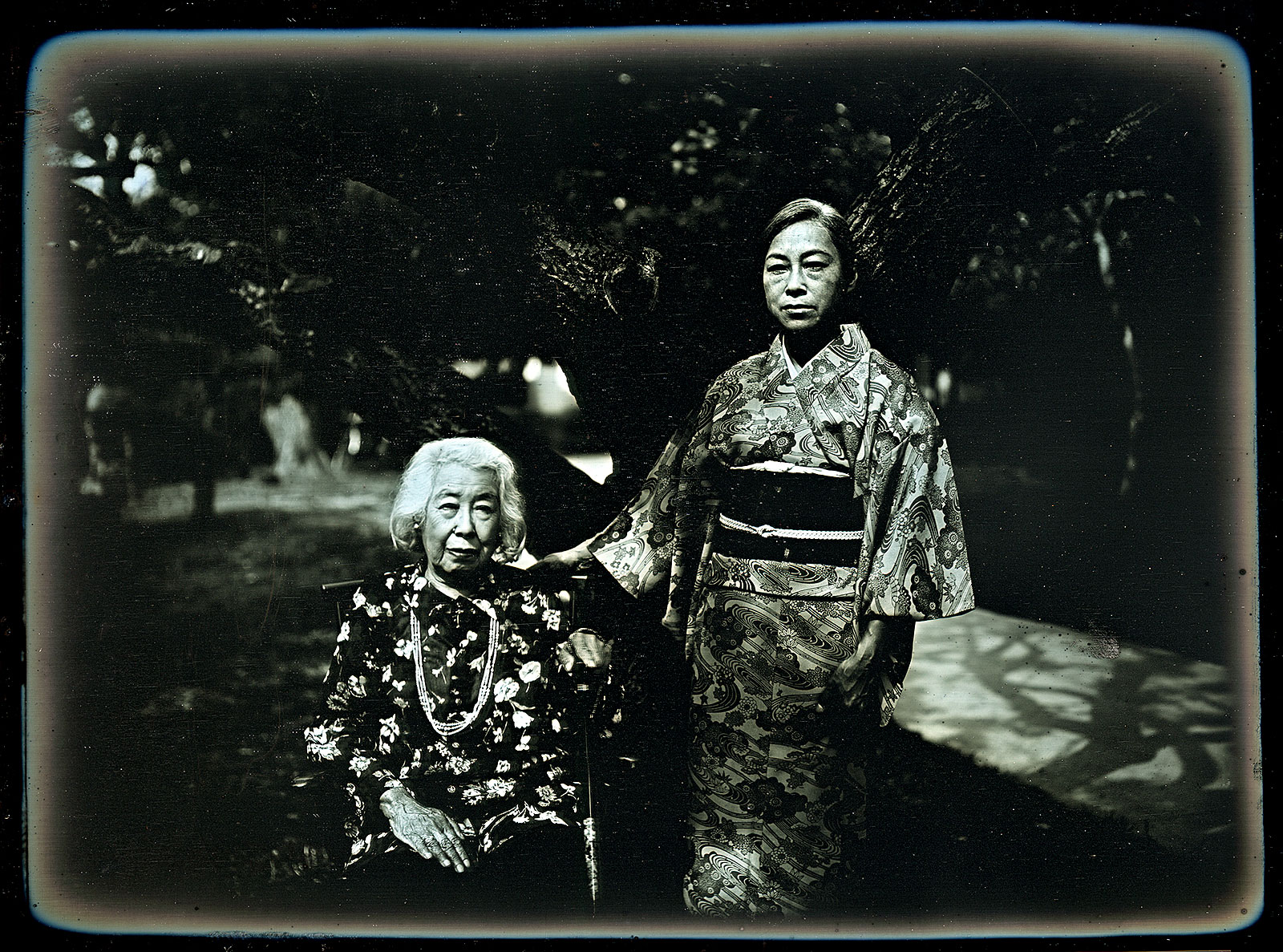 Rendezvous on mirrors – TAKASHI ARAI STUDIO